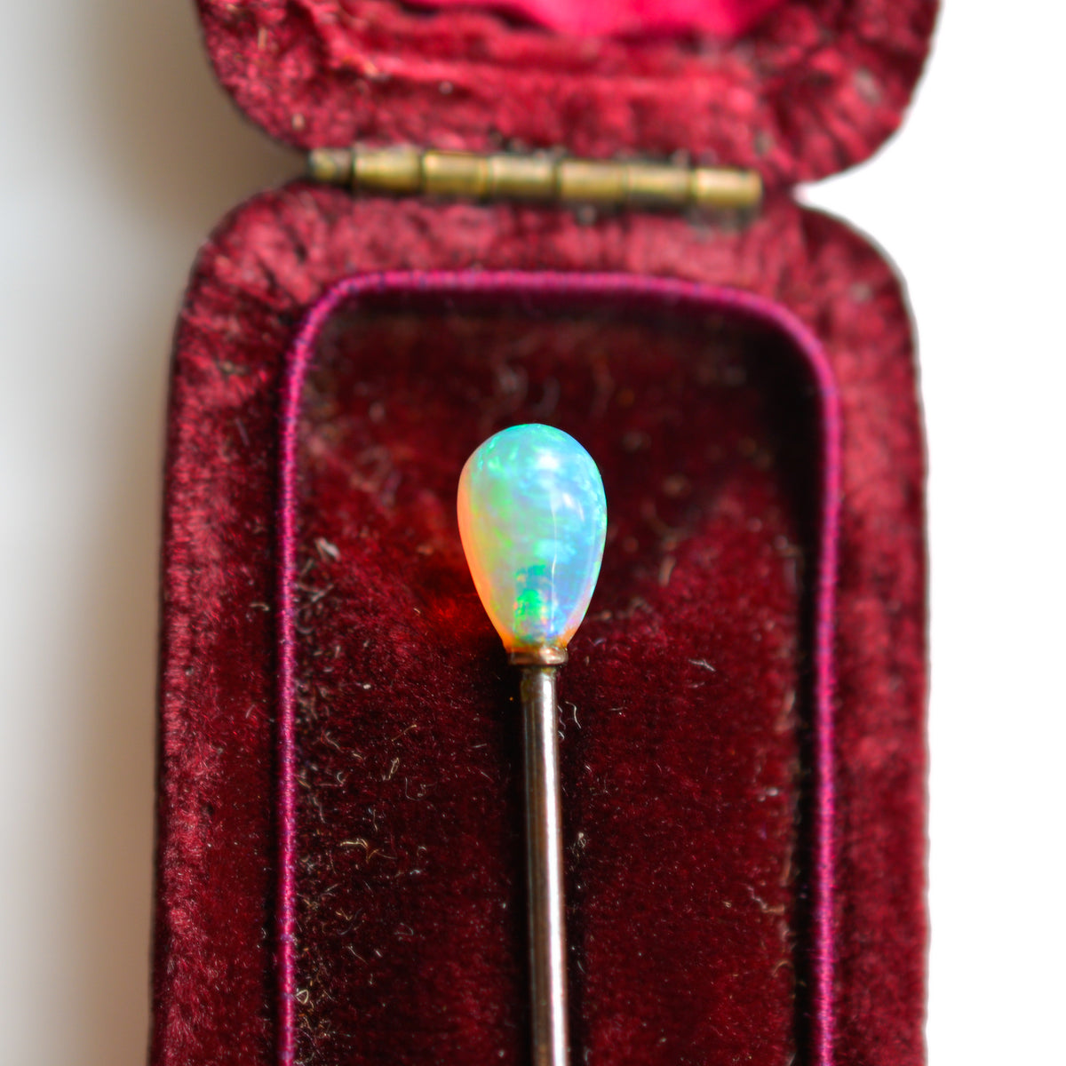 Antique Opal Stick Pin with Original Red Velvet Case – Cats Eye Jewellery